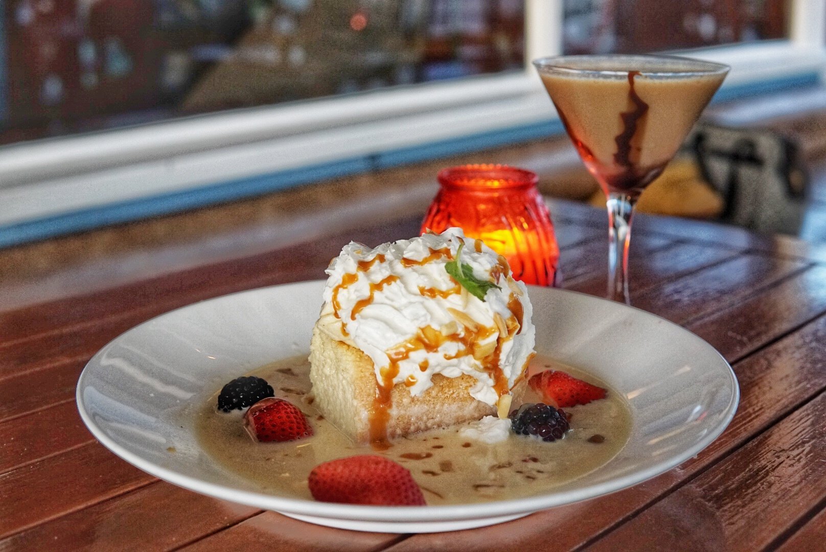 Enjoy Brunch With A View At Beachcomber Cafe In Newport Beach