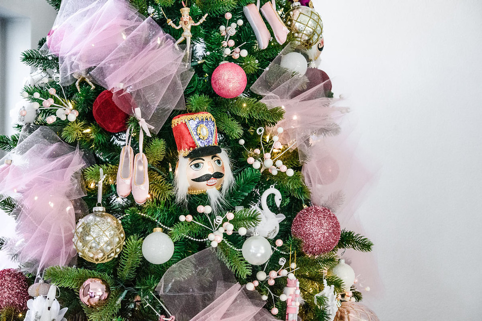 Amazing Nutcracker Ballet Christmas Tree & Tablescape Theme