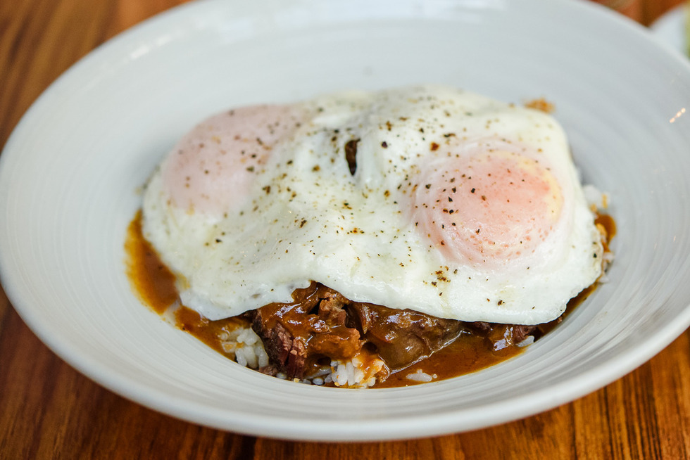 Here's Why Island Vintage Coffee Is A Must Visit In Waikiki, Hawaii!